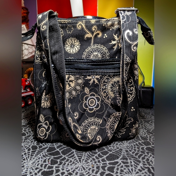 thirty-one | Bags | Thirtyone Black Medallion Crossbody | Poshmark